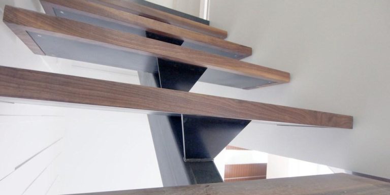 CENTRE STRINGER STAIRS | An Architect Explains | ARCHITECTURE IDEAS