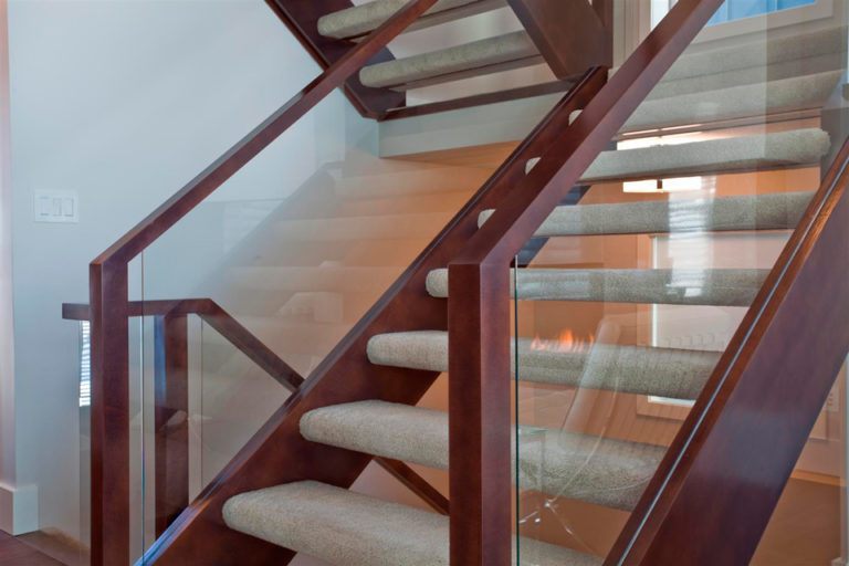 TWO-STRINGER STAIRCASE | An Architect Explains