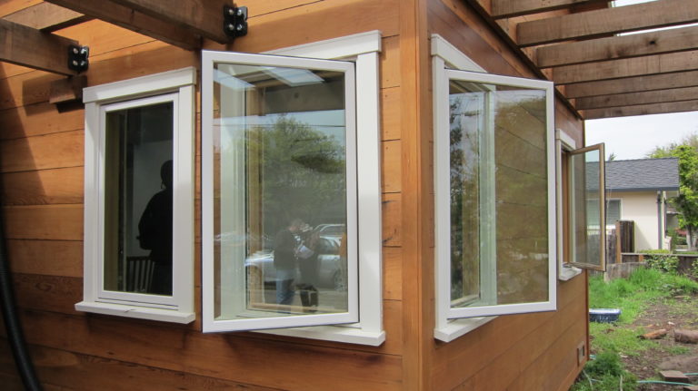 CASEMENT WINDOWS | An Architect Explains | ARCHITECTURE IDEAS